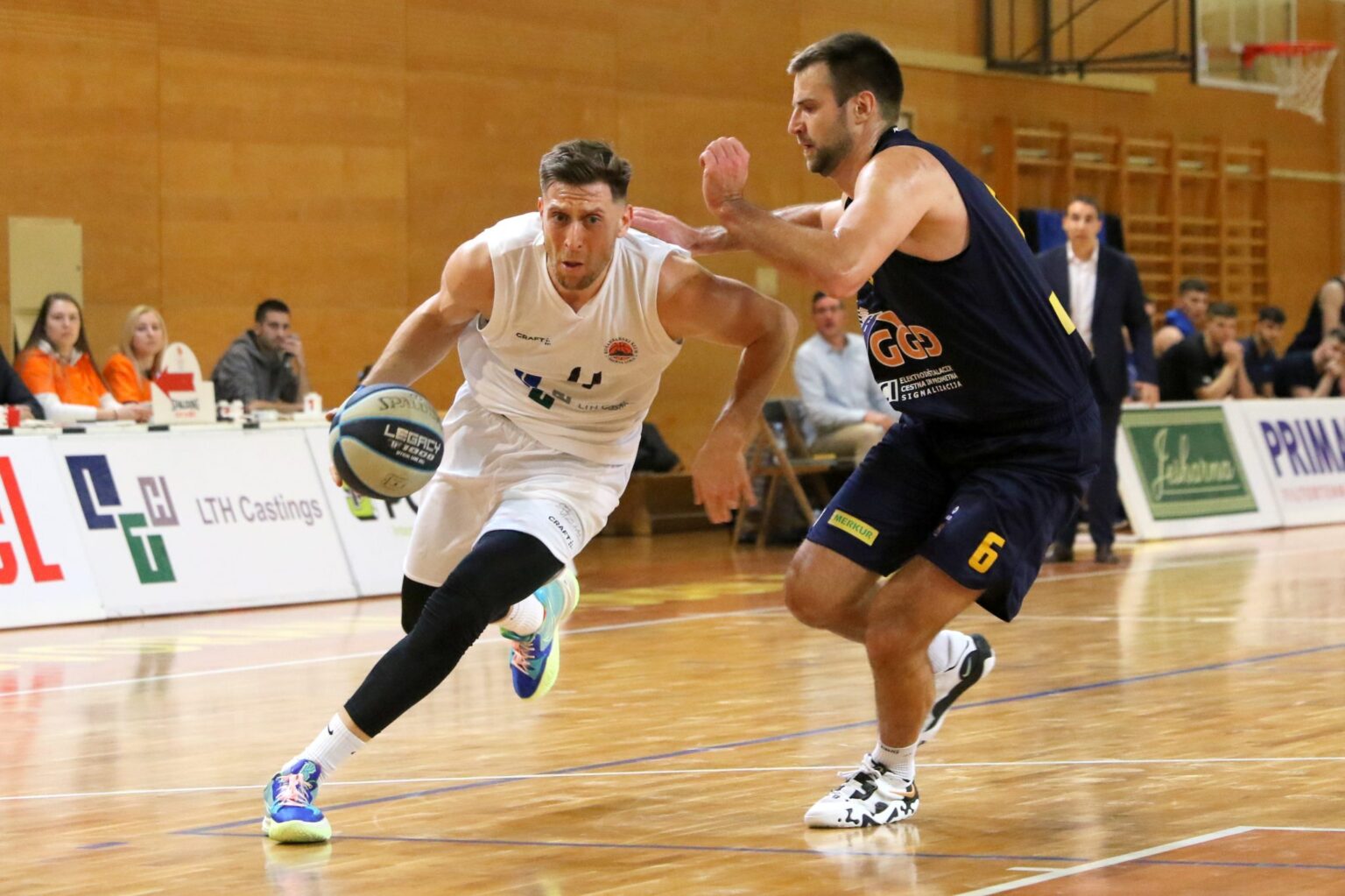 Siniša Bilić še naprej v dresu LTH Castingsa | Košarka.si - Vodilni ...