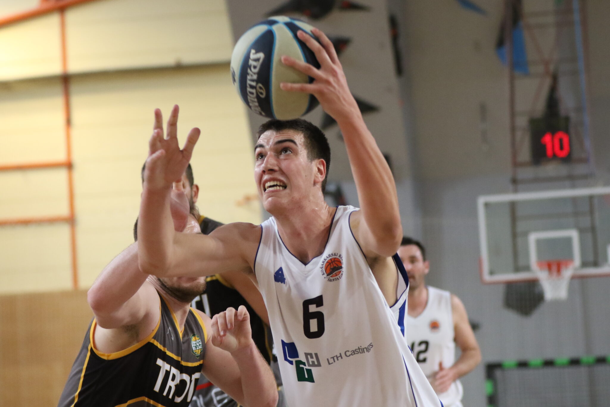 Stefan Ristić verjame v svoj razvoj v Škofji Loki | Košarka.si ...